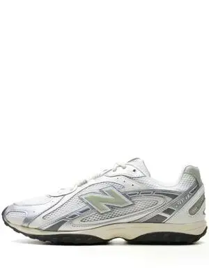 NEW BALANCE 204l Sneakers - Silver