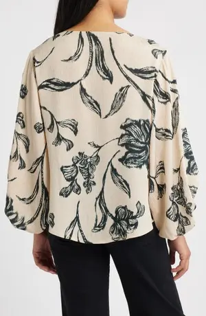 Wit & Wisdom Printed Peasant Top