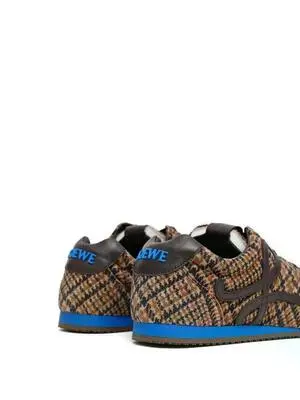 Loewe Ballet Runner 2.0 Check Trainers - Brown