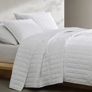 Calvin Klein Washed Percale Solid 3 Piece Quilt Set, King - White
