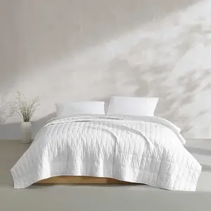 Calvin Klein Washed Percale Solid 3 Piece Quilt Set, King - White
