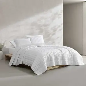 Calvin Klein Washed Percale Solid 3 Piece Quilt Set, King - White