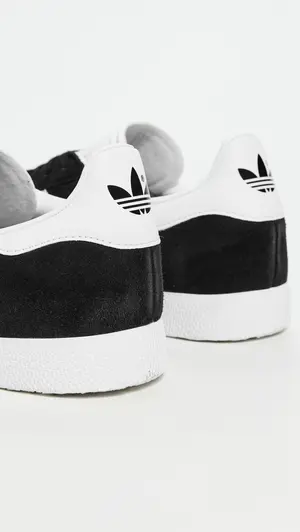Adidas Gazelle Sneakers