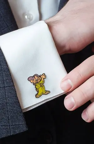 CUFFLINKS, INC. Cufflinks