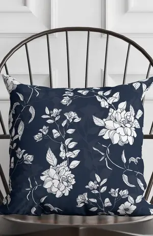 WINTERBORNE DECOR Navy Floral Pillow In Pembroke
