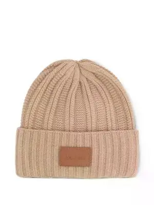 Max Mara Ribbed Beanie With Logo Patch - Brown