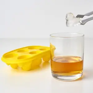 TRUEZOO Quack The Ice Silicone Ice Cube Tray