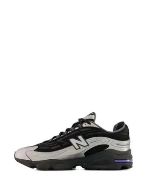 NEW BALANCE 1000 Sneakers - Black