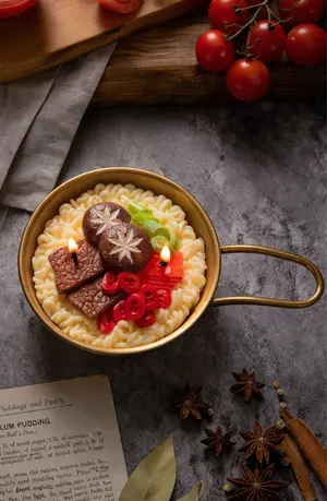 SOUTHLAKE GIFTS Ramen Noodle Candle