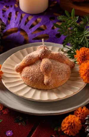 SOUTHLAKE GIFTS Pan De Muerto Candle