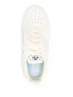 Nike Air Force 1 Sneakers