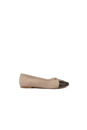 Menina Step Pull On Flats For Women