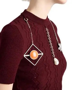 Prada Short-sleeved Wool Sweater With Pendants - Red