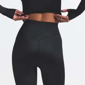 SKIMS Bonded Waist 26" Legging | Blue | | Nike Shine - Obsidian