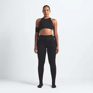 SKIMS Nike Matte Footsie Grip Legging - Obsidian