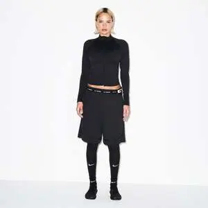 SKIMS Relaxed Airy Basketball Short - Obsidian