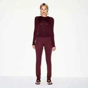 SKIMS Long Sleeve Crew Neck Top - Currant