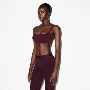 SKIMS Nike Vintage Seamless Cami Bra - Currant