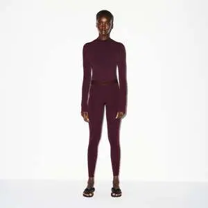 Skims Cropped Performance Tops For Women