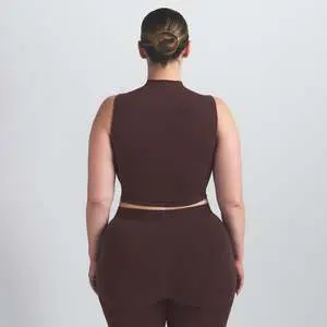 SKIMS Vintage Seamless Mock Neck Bra Top - Phoenix