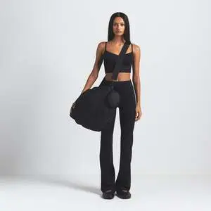 SKIMS Slim Flare Legging | Black | | Nike Matte - Obsidian