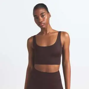 SKIMS Scoop Neck Bra Top | Black | | Nike Shine - Phoenix