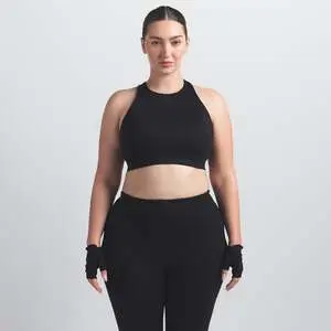 SKIMS High Neck Bra | Deep Neutral | | Nike Matte - Obsidian