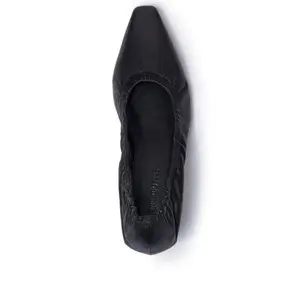 Bernardo Manu Leather Pump - Black