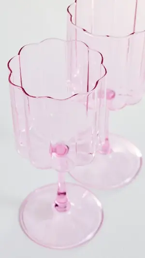 FAZEEK Wavy Wine Glasses