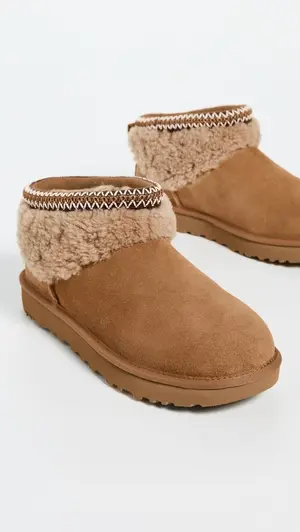 UGG Classic Ultra Mini Curly Boots