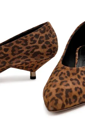 Isabel Marant Ebisa Print Suede Pumps - Leopard
