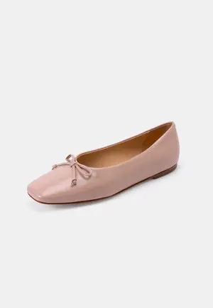 BELLS & BECKS Felicia Square Toe Ballerina Flat - Blush