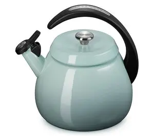 LE CREUSET 2.2qt Cloche Kettle - One-color