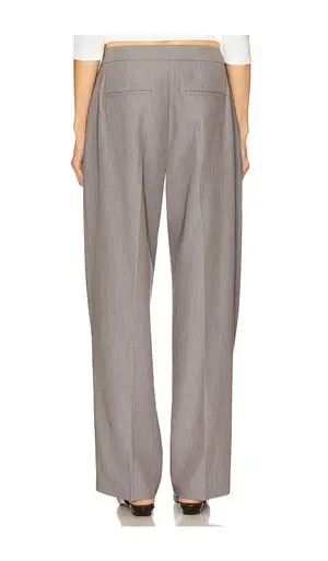 L'academie Melba Pant