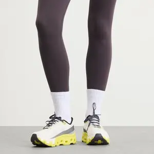 On Cloudmonster Hyper Sneakers