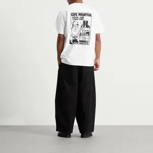 CAFÉ MOUNTAIN Down Cleaning Duck T-shirt