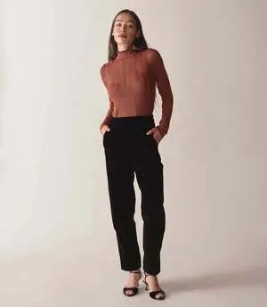 HMD Minou Turtleneck