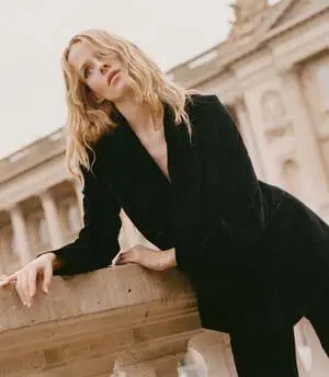HMD Duccio Double-breasted Velvet Jacket - Black