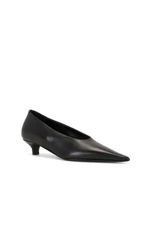 TOTEME Sharp Nappa Kitten Pumps
