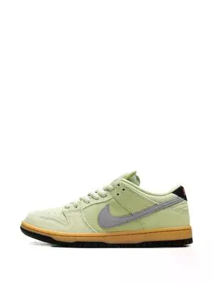 Nike Dunk Low Sneakers