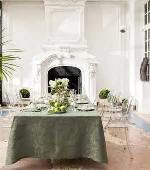 LE JACQUARD FRANÇAIS Linen Tivoli Tablecloth