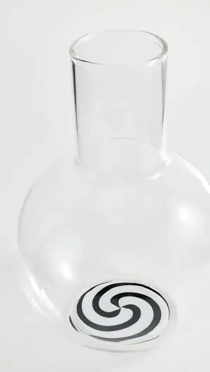 FAZEEK Swirl Carafe