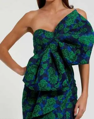 Mac Duggal Brocade Fitted Gown With Bow