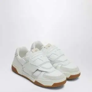 Valentino Garavani Low Top Sneakers With Vlogo Signature - White