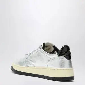 AUTRY Medalist Low Top Sneakers