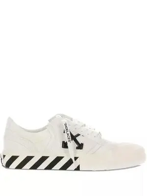 Off-White Arrow Stripe Low Top Sneakers