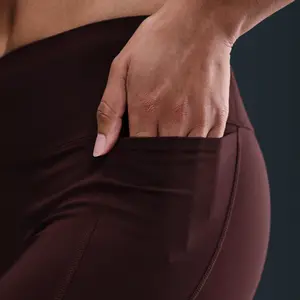 Nike Universa High-waisted 7/8 Leggings With No Front Seam - Red
