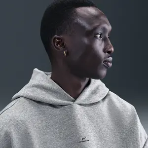 Nike Standard Issue Therma-fit Brushed Basketball Pullover Hoodie - Grey