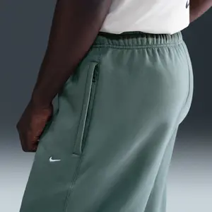 Nike Solo Swoosh Cuffed Fleece Pants - Grey