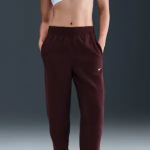Nike Therma-fit Mid-rise Fleece Pants - Red